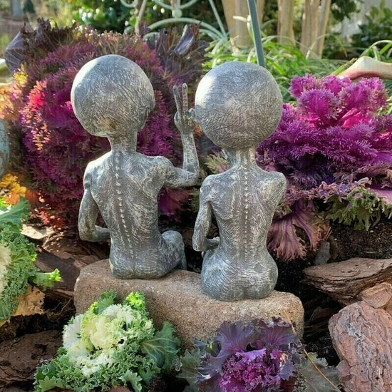 Outer Space Alien Garden Statue – ourhomemarket.com